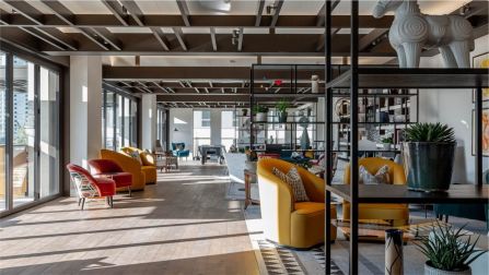 10 George Street is a skyscraper in Canary Wharf with terrace, lounge ...